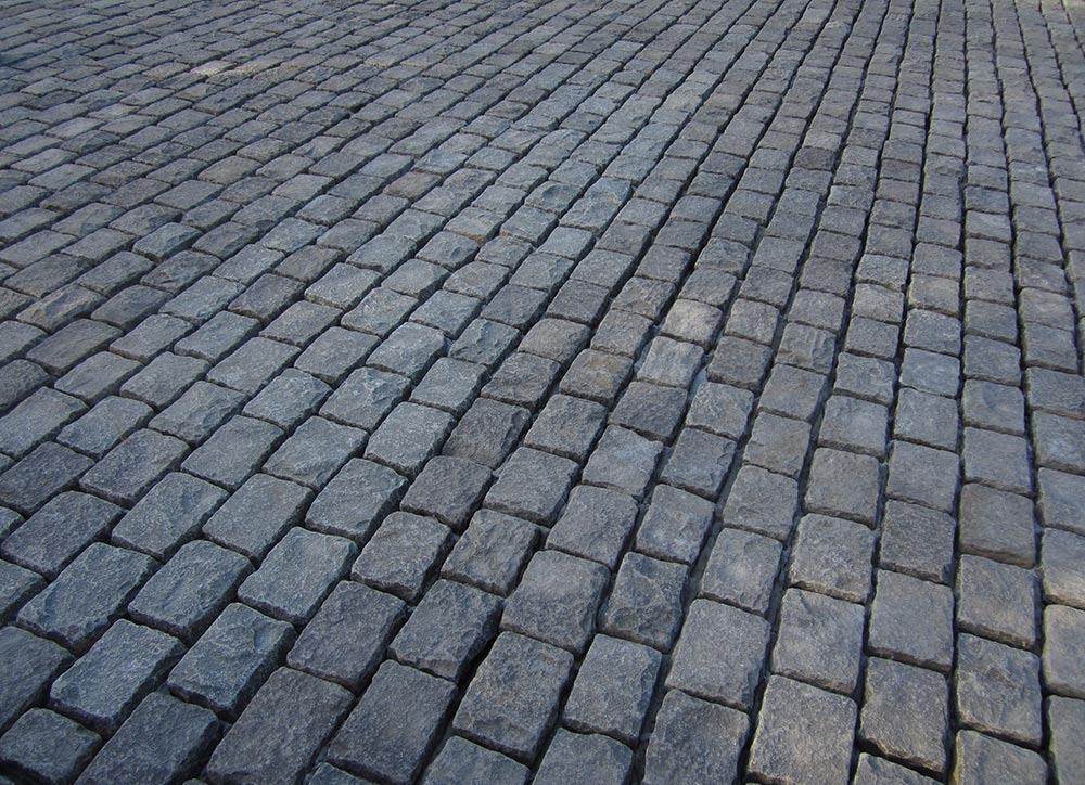 Granite Cobblestones – Stonehenge Hardscapes