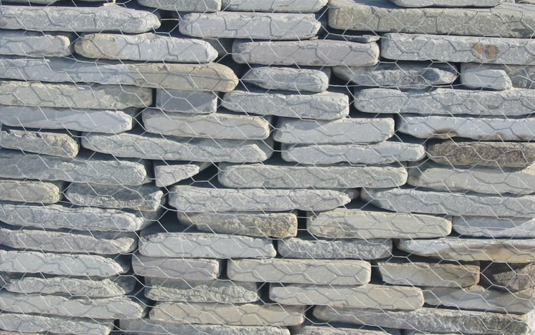 Blue Stone – Maine's premier landscape supply company.