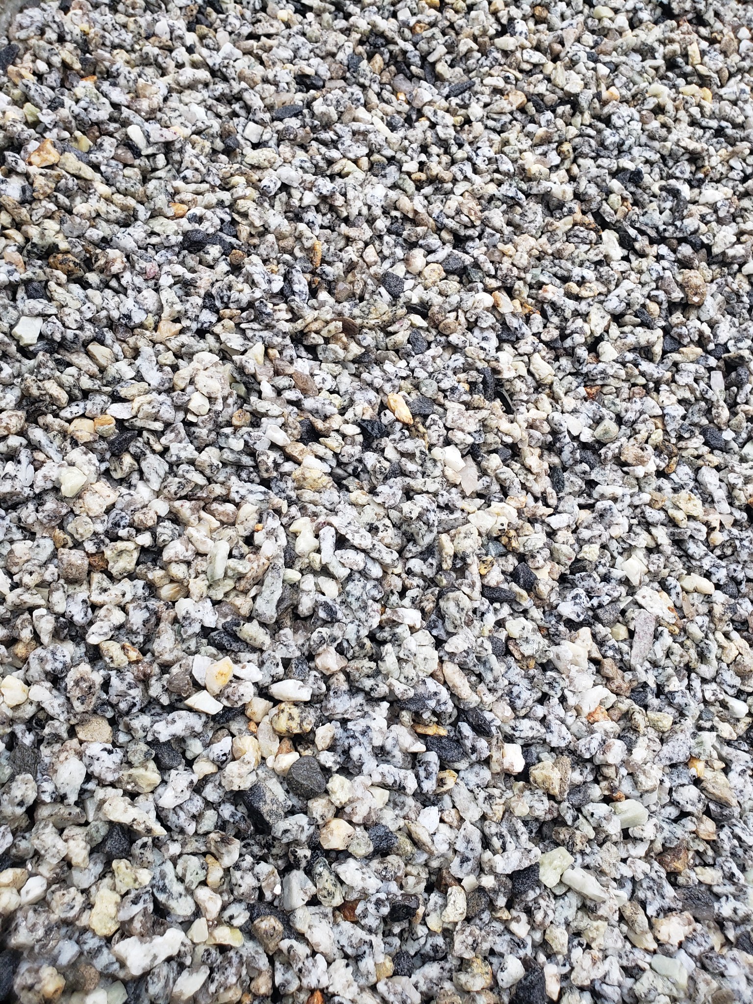 Crushed Stones/Pea Stone – Stonehenge Hardscapes
