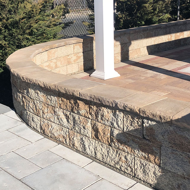 Wall Caps, Coping, Piers – Maine's premier landscape supply company.