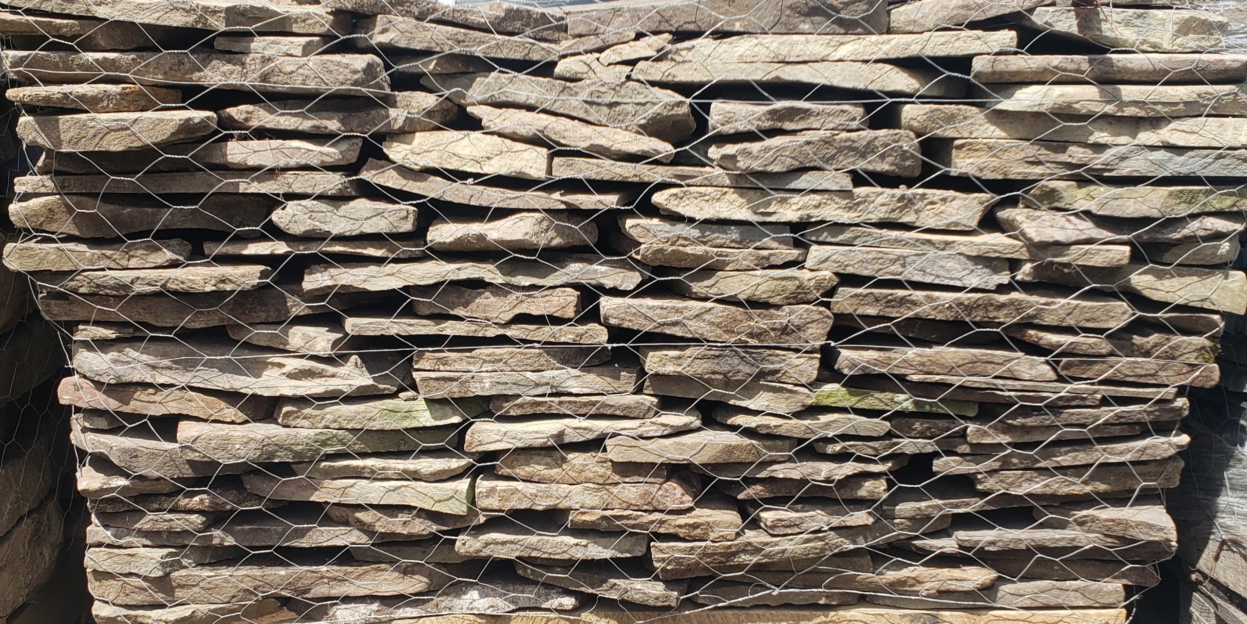 Fieldstone – Stonehenge Hardscapes