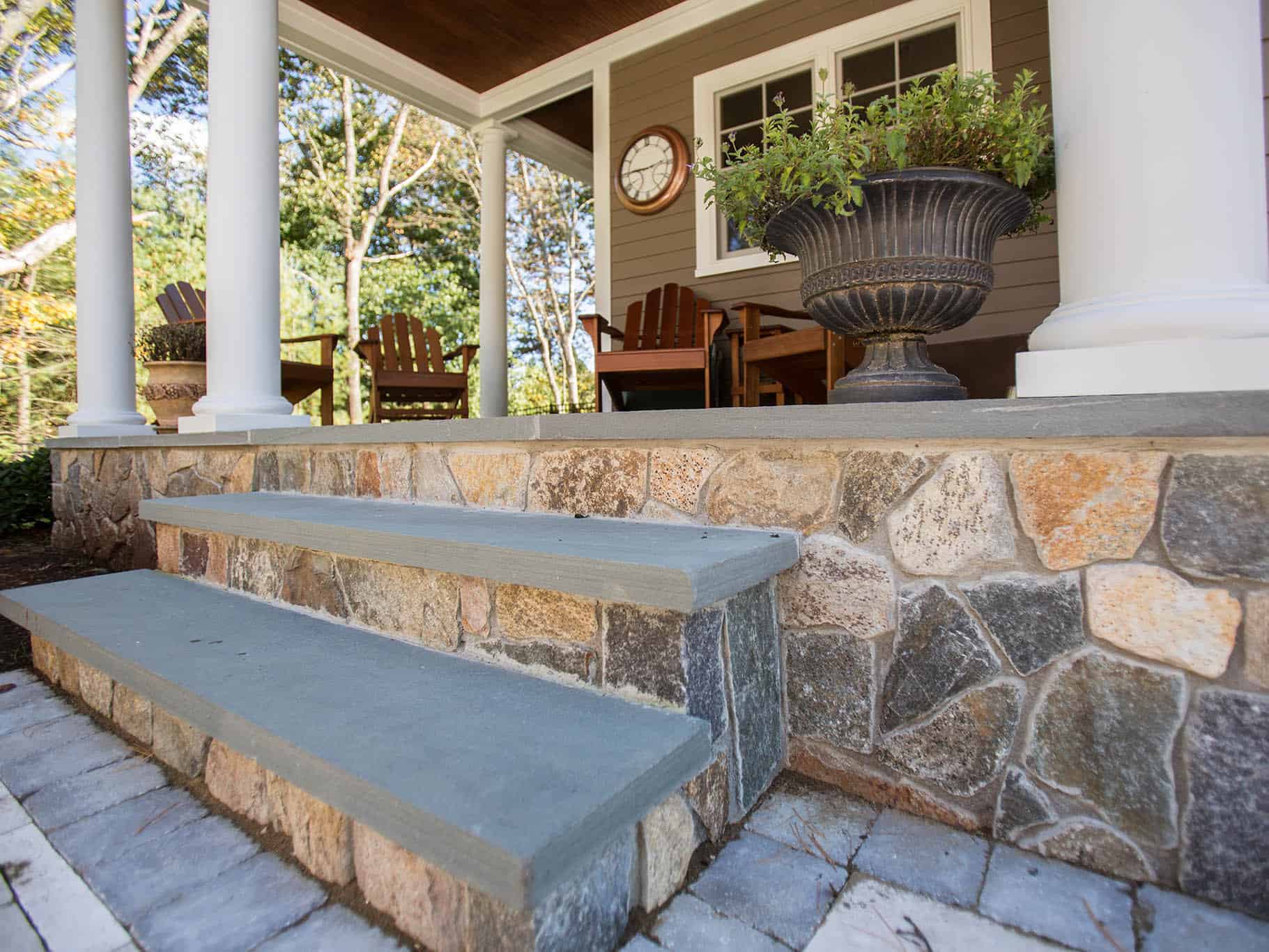 Authorized Stoneyard Dealer – Stonehenge Hardscapes